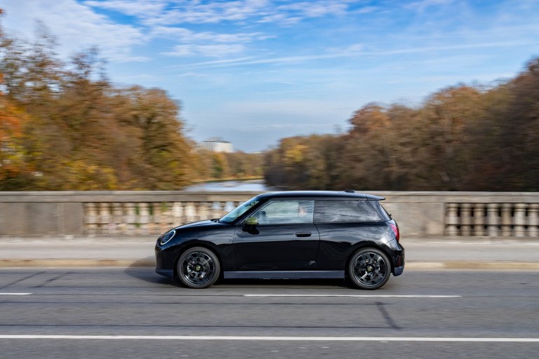 MINI Paul Smith Edition: criatividade britânica chega às estradas
